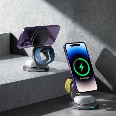 Cina Stazione di ricarica 3 in 1 senza fili pieghevole di ricarica veloce magnetica 15W in vendita