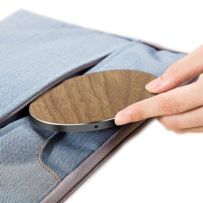 China 10w Fast Wireless Charger Pad Real Handcrafted Wood 9V/1.67A Input For Mobile Phone for sale