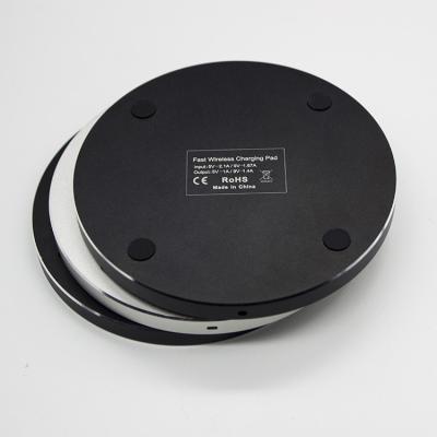 China 10w Fast Wireless Charger Pad Real Handcrafted Wood 9V/1.67A Input For Mobile Phone for sale
