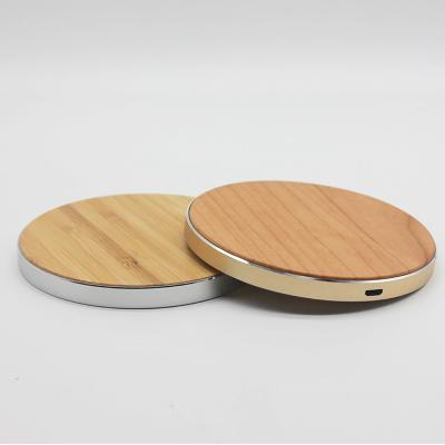 China 75% Efficiency Wooden Wireless Charger Pad 5W/7.5W/10W With Aluminum Base for sale