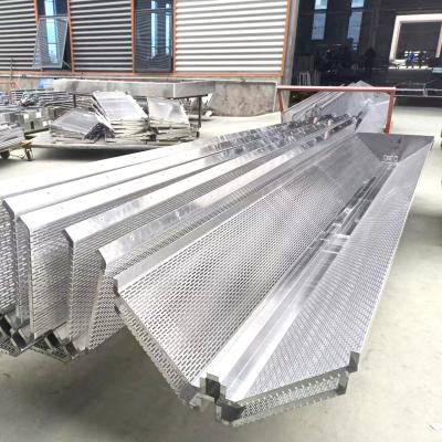 China 1.5 mm bis 4,5 mm Perforierter Metall-Aluminiumblech für Bildschirmwandverkleidung und Dekoration zu verkaufen