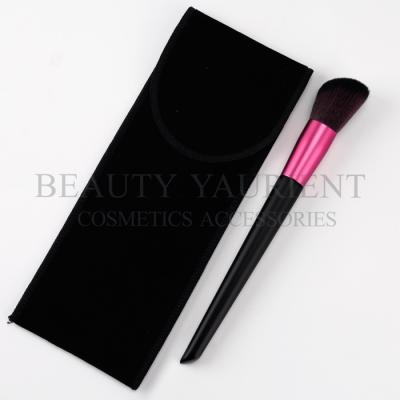 China Matte Finished Angled Blush Brush Wooden Handle Makeup Brush 18.2cm for sale