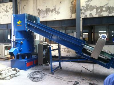 Cina Macchina di plastica di Agglomerator per le bottiglie/riciclaggio dei rifiuti film PE/dei pp dell'ANIMALE DOMESTICO in vendita