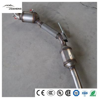 Cina 17 Volkswagen Jetta Direct Fit Ricambi per auto di alta qualità Auto Catalytic Converter in vendita