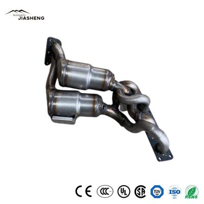 Cina BMW 320 Catalyst Convertitore motore auto Fornitori Automobile Universal Auto Catalytic Converter in vendita