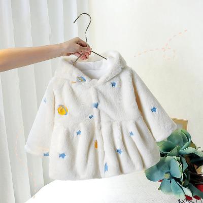 中国 幼児の女の子のためのかわいい室内用V字型テレビアンテナの子供の冬のジャケットの子供の屋外のジャケット 販売のため