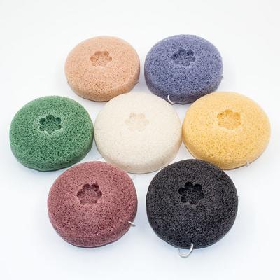 中国 100% Natural Round Konjac Facial Sponge For Face Cleansing 販売のため