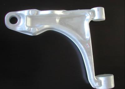 Cina 6082 6061 7057 Armi di comando anteriori inferiori per autoveicoli pesanti e passeggeri in vendita