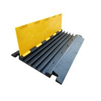 China Industrial Rubber Cable Protector Speed Bump 30T Load 900mm Length for sale