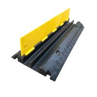 China Industrial Rubber Cable Protector Speed Bump 30T Load 900mm Length for sale