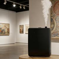 China Plastic Battery Operated Aroma Diffuser 100cbm Coverage Quiet Aromatherapy Diffuser for sale
