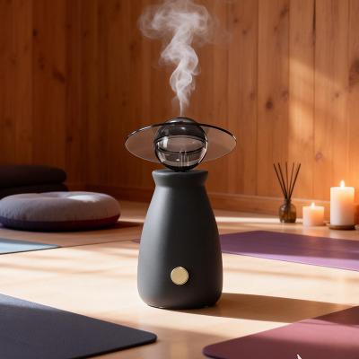 China Modern Minimalist Essential Oil Aromatherapy Diffuser Hand Blown Glass Construction for sale