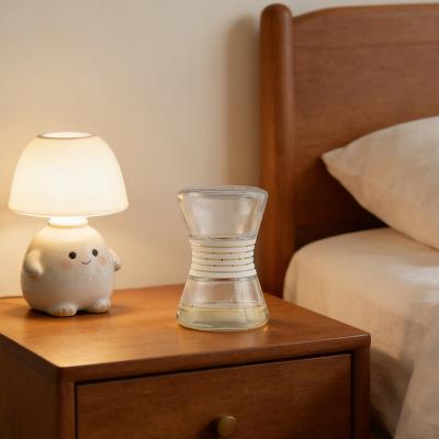 China Hourglass Design Glass Aromatherapy Reed Diffuser Office Home Fragrance Reed Diffuser for sale