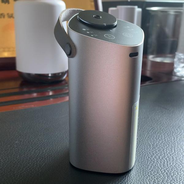 Quality Smart Touch Screen Car Aroma Diffuser with 2000mAh Battery and Removable Atomization Core for sale