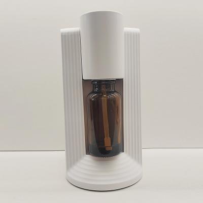 China 15ml Capacity Aroma Diffuser with Two-Fluid Atomization and Cotton-Free Design for Home Fragrance for sale