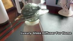 Elegant Glass Essential Oil Diffuser for Modern Home Decor