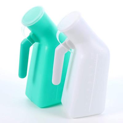 China Male Portable Urinal Pee Bottles Home Urinal Potty for Men Urinal with Lid 1000mL for sale