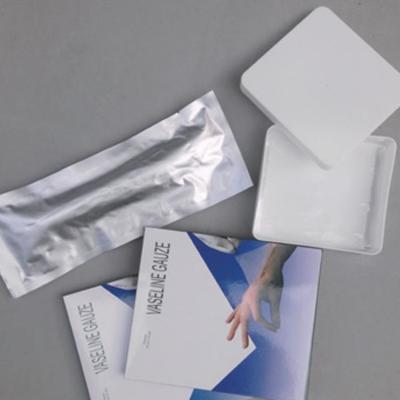 Cina Medical Sterile Vaseline Gauze Piece Non-woven Vaseline Gauze for Second Degree Burns and Skin Plant in vendita