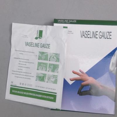 Cina Medical Sterile Vaseline Gauze Piece Non-woven Vaseline Gauze for Second Degree Burns and Skin Plant in vendita
