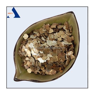 Cina Fiocchi di flogopite 1000 kg Al2O3 Contenuto % 13,3-32,0 Fiocchi di mica dorata in vendita