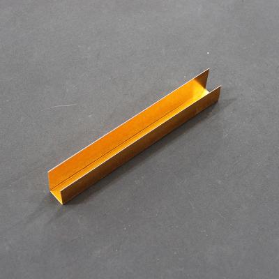 China Galvanised C Metal Stud Sizes For Lipped Channel Moisture Proof Waterproof for sale
