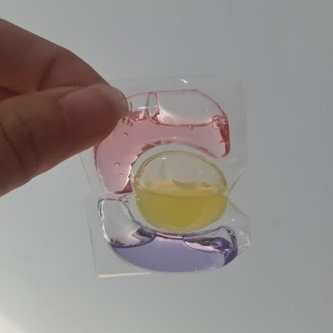 OEM laundry detergent pods in various colors
