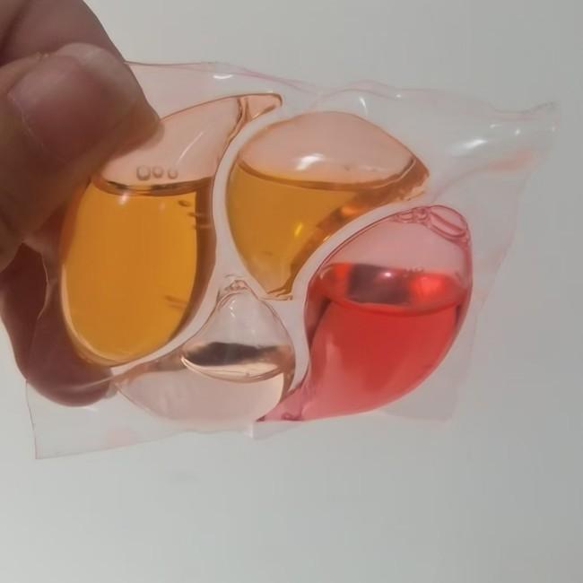 Bulk quantity of hypoallergenic laundry capsules