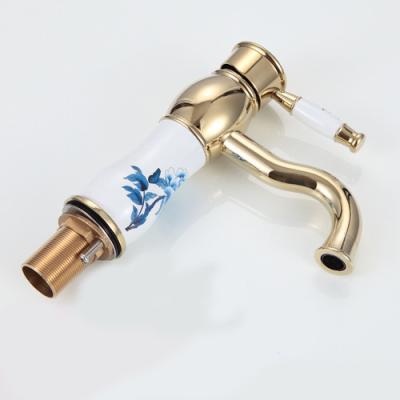China Retro Vessel Sink Faucets Golden Commercial Kitchen Faucets Classical Style for sale