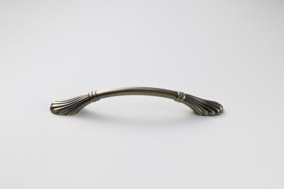 China Mobiliário de estilo bronze antigo puxa guarda-roupa botões de gaveta e hardware à venda