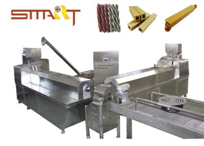 Cina Macchina automatica dell'ossequio dell'animale domestico, attrezzatura di produzione del giocattolo di masticazione del cane in vendita