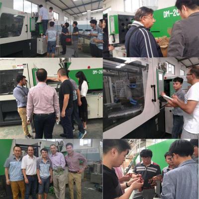 Cina La masticazione del cane fa un spuntino la macchina a iniezione automatica 142Mpa in vendita