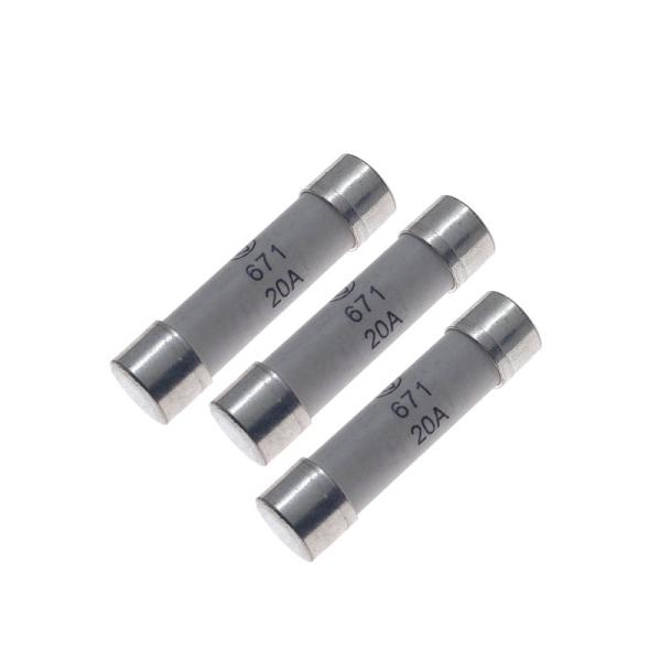 Lien de fusible de Tube en céramique à soufflage lent de cartouche de 6x25mm 20A 75V avec le capuchon plaqué argent de cuivre