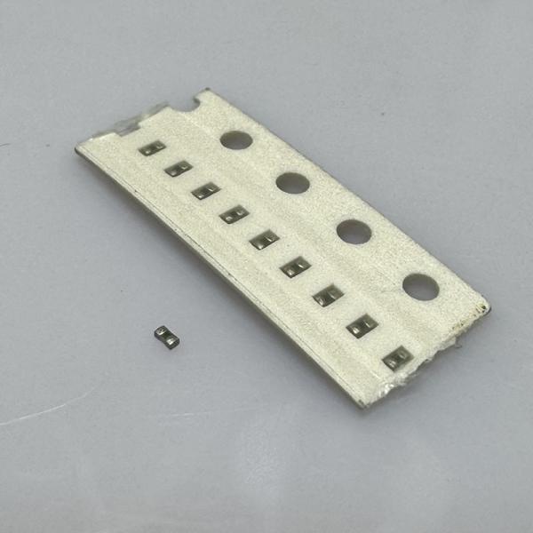 0402 Rectangula Micro Chip Fuse Fast Acting SMD Fuses 32V 5A 4A 3.5A 3A 2.5A 2A 1.5A 1A 0.75A 0.5A 0.375A 0.315A 0.25A 0.2A