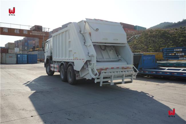 camion del compattatore di rifiuti