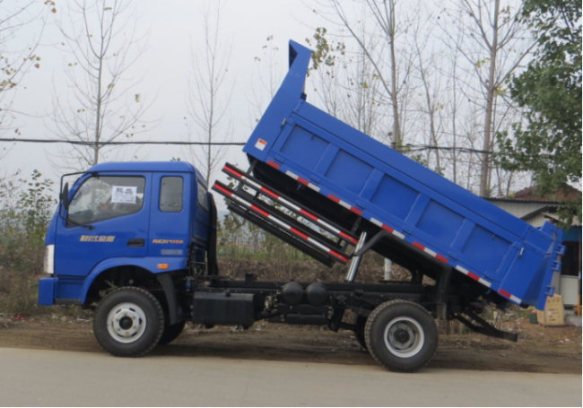 autocarro a cassone