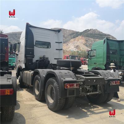 Cina Camion in tandem del trattore di SINOTRUK HOWO A7 420 HP 6x4 Axle Tractor Head Heavy Duty in vendita