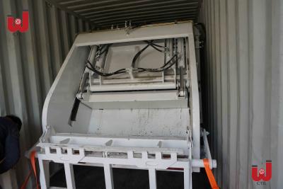 China Hinterer Verdichtungsgerät-FeuergebührenMüllwagen Abfallwirtschaft des Laders 8CBM zu verkaufen
