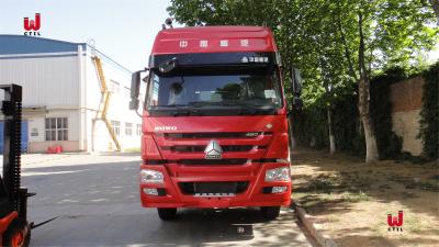 Cina Camion capo resistente rosso di HOWO SINOTRUK nuovo/nero/giallo del rimorchio di trattore 6x4 in vendita