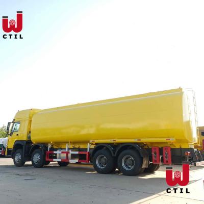 Cina camion cisterna dell'olio di 30000L Howo 8x4 in vendita