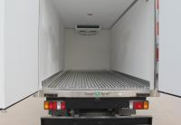 China Tri Axle Freezer Box Truck for sale