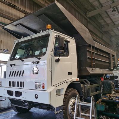 中国 炭鉱70tの頑丈なダンプ トラック371HPの大きいダンプ トラック 販売のため