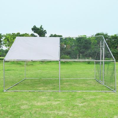 China Galvanized 3m Metal Walk In Chicken Run For Exercise for sale