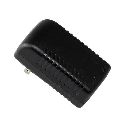 Cina Adattatore 240VAC di Ethernet della spina di parete 12v 2a 24w POE per i router in vendita