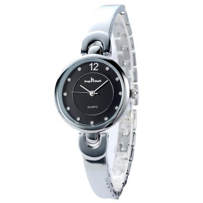 China Luxury Women Bracelet Watches Fashion Dress Wristwatch Ladies Quartz Watch for sale
