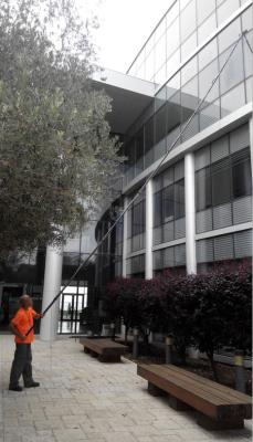 China carbon fiber outrigger pole mast pole for sailing flying boat/gutter vacuum pole for sale