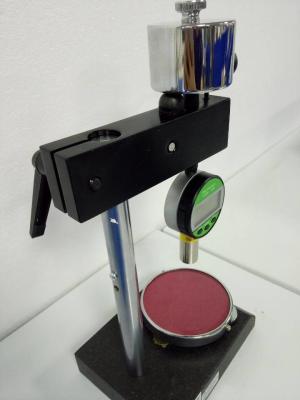 Cina Gomma vulcanizzata di iso 868, di SATRA TM 205 e riva che di plastica una durezza strumenta in vendita