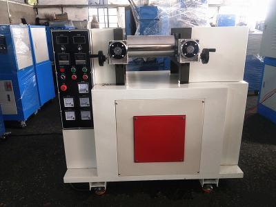 China El caucho del color/el plástico blancos de encargo dos rueda el molino, molino de mezcla del laboratorio en venta