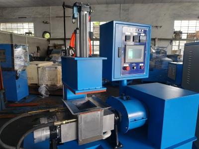 Cina L'essere umano ha orientato la macchina di gomma di plastica chimica del miscelatore di Banbury in vendita