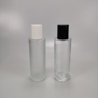 Cina Collare di vetro 100ml 150ml bottiglia toner a cilindro ghiacciato con tappo in vendita