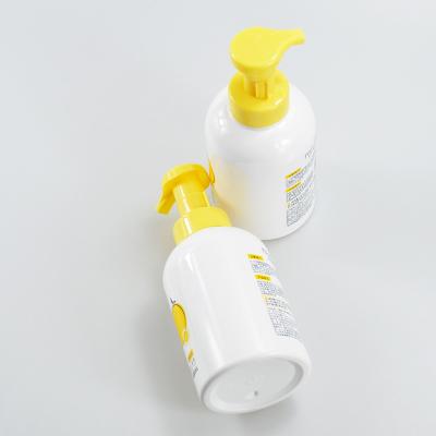 Cina OEM/ODM Sì 500ml Bottiglia di schiuma di plastica da 5 oz Pompa Dispensatore di mousse per sapone per mani spumante in vendita